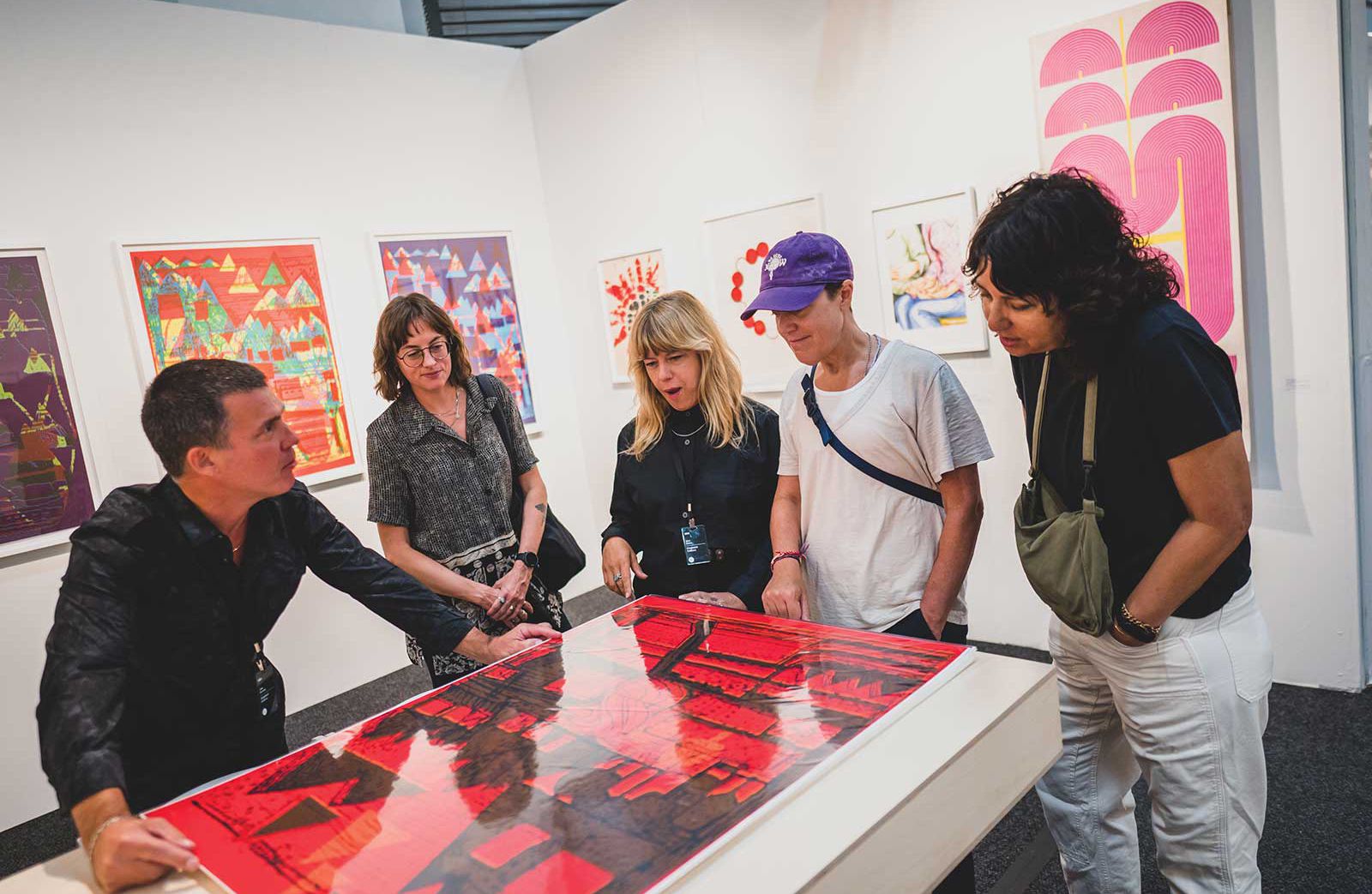 American Art Collector - A Monthly Magazine for Collectors, Galleries ...